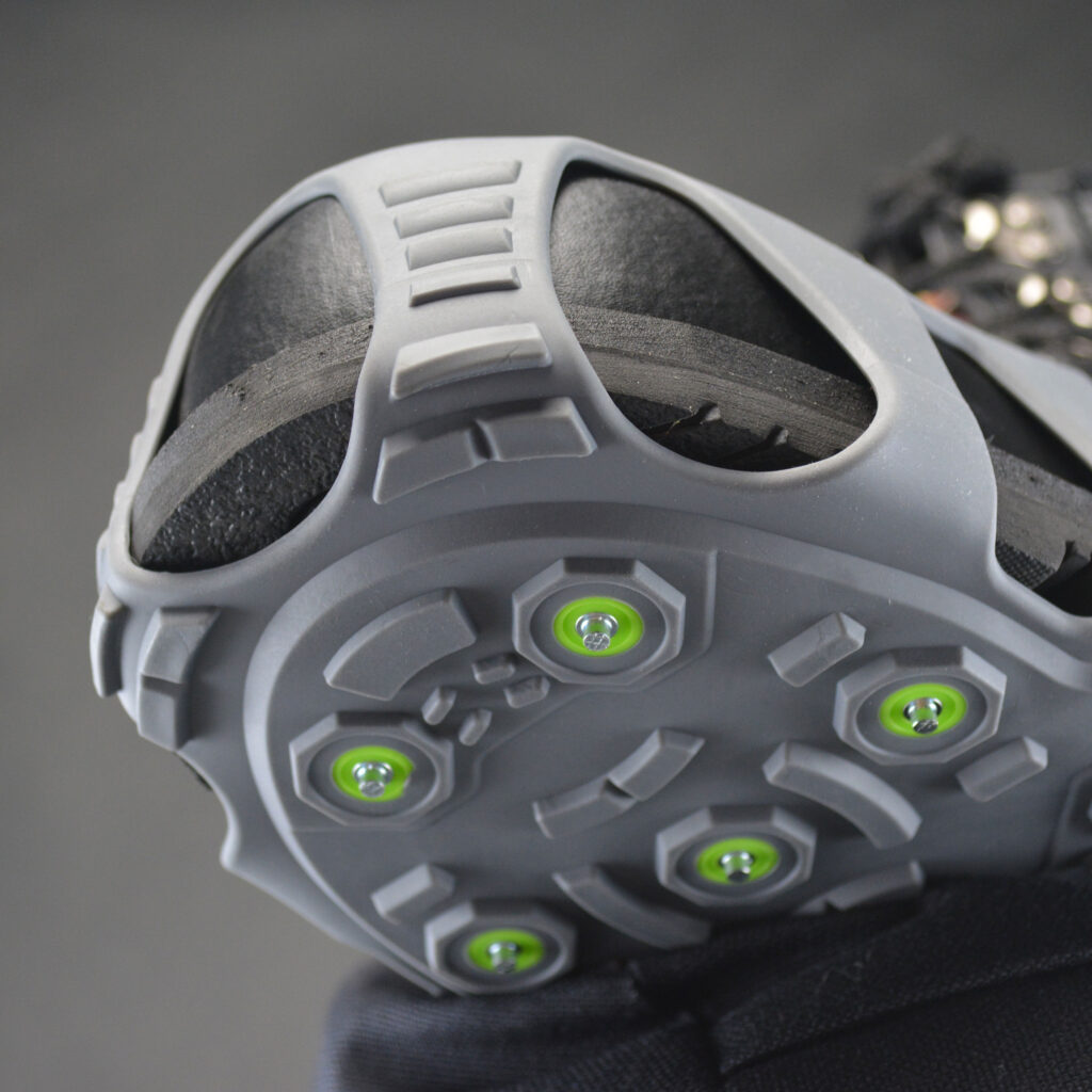 E-CLEAT™ withWALKING TRACTION® | Winter Walking