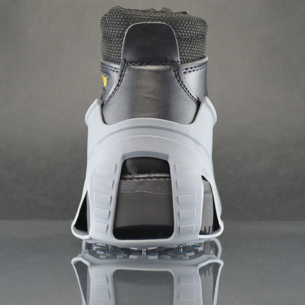 E-CLEAT™ with WORKING TRACTION® | Winter Walking