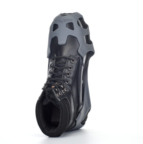 E-CLEAT™ withWALKING TRACTION® | Winter Walking
