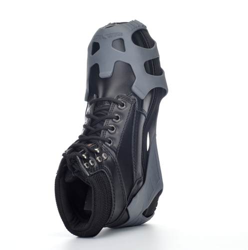 E-CLEAT™ withWALKING TRACTION® | Winter Walking
