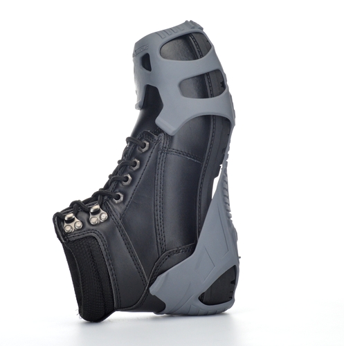 E-CLEAT™ withWALKING TRACTION® | Winter Walking