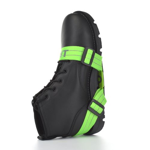 ICE BREAKER™ | Winter Walking One-Size-Fits-All Ice Cleats