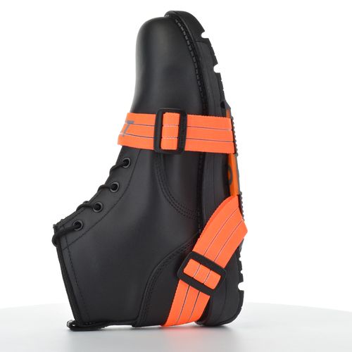 ICE BREAKER™ with TRANSITIONAL TRACTION® | Winter Walking One-Size-Fits ...